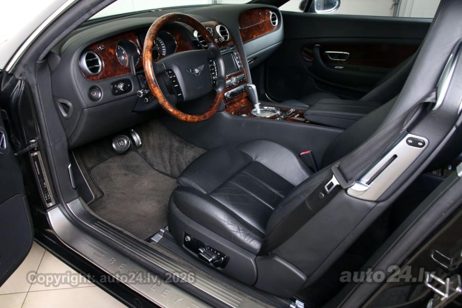 Melns Bentley Continental 2008 Pērnava, ar dzinēja tilpumu 6.00 L un nobraukumu 127 tūkst. km par 24990 €, foto 10 vietnē AUTOMOTO.COM.LV