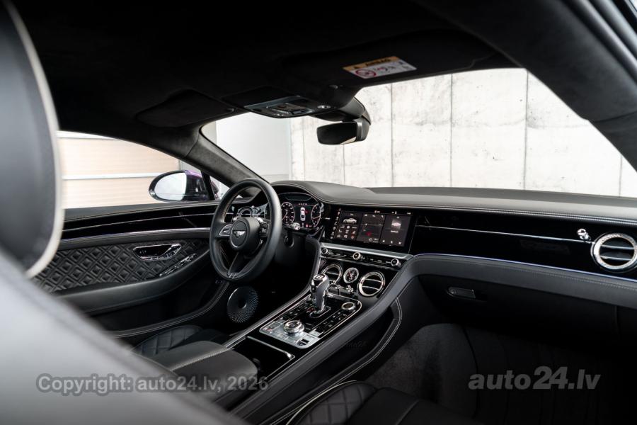 Bentley Continental 2021 in Tartu, with an engine capacity of 4.00 L and mileage of 17 thousand km for 179900 €, photo 4 on AUTOMOTO.COM.LV