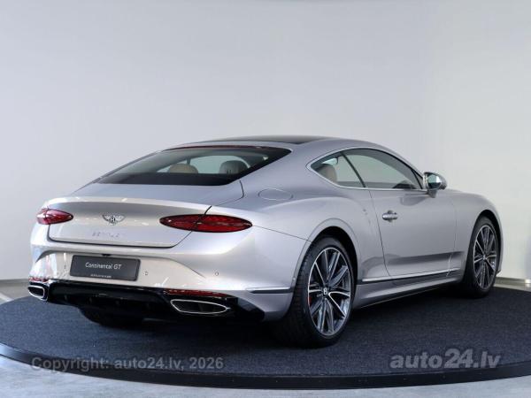 Pelēks Bentley Continental 2026 Tallina, ar dzinēja tilpumu 4.00 L un nobraukumu 35 tūkst. km par 319885 €, foto 2 vietnē AUTOMOTO.COM.LV