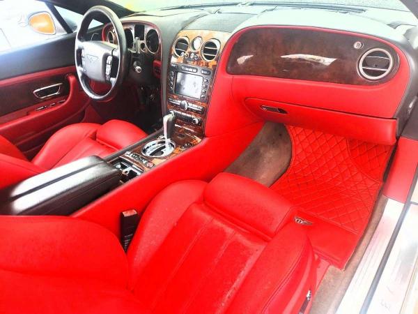 Pelēks Bentley Continental 2026 Panevēža, ar dzinēja tilpumu 6.00 L un nobraukumu 78 tūkst. km par 6000 €, foto 6 vietnē AUTOMOTO.COM.LV