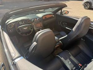 Black Bentley continental-gt 2007 in Vilnius, with an engine capacity of 6.00 L and mileage of 80 thousand km for 50000 €, photo 11 on AUTOMOTO.COM.LV