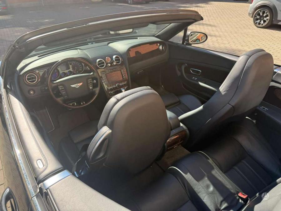 Black Bentley continental-gt 2007 in Vilnius, with an engine capacity of 6.00 L and mileage of 80 thousand km for 50000 €, photo 11 on AUTOMOTO.COM.LV