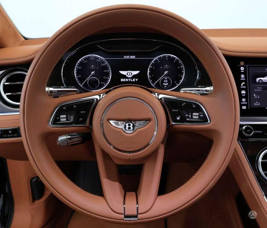 Melns Bentley continental-gt 2022 Tallina, ar dzinēja tilpumu 4.00 L un nobraukumu 8 tūkst. km par 209000 €, foto 16 vietnē AUTOMOTO.COM.LV