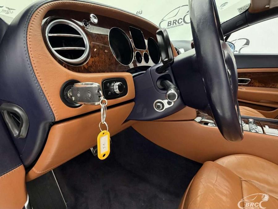 Blue Bentley continental-gt 2005 in Vilnius, with an engine capacity of 6.00 L and mileage of 125 thousand km for 14900 €, photo 25 on AUTOMOTO.COM.LV