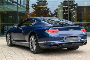 Blue Bentley continental-gt 2019 in Vilnius, with an engine capacity of 5.95 L and mileage of 78 thousand km for 132000 €, photo 4 on AUTOMOTO.COM.LV