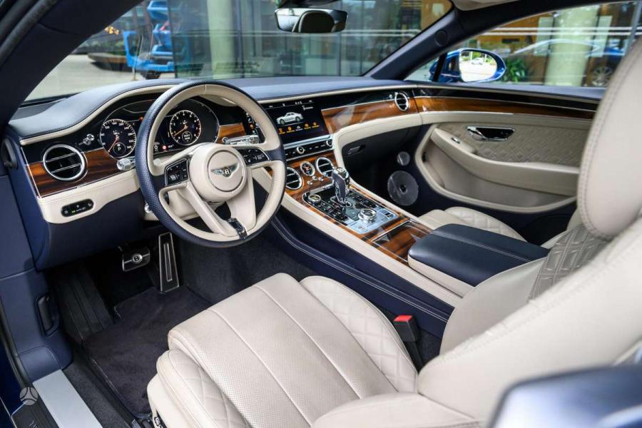 Blue Bentley continental-gt 2019 in Vilnius, with an engine capacity of 5.95 L and mileage of 78 thousand km for 132000 €, photo 16 on AUTOMOTO.COM.LV