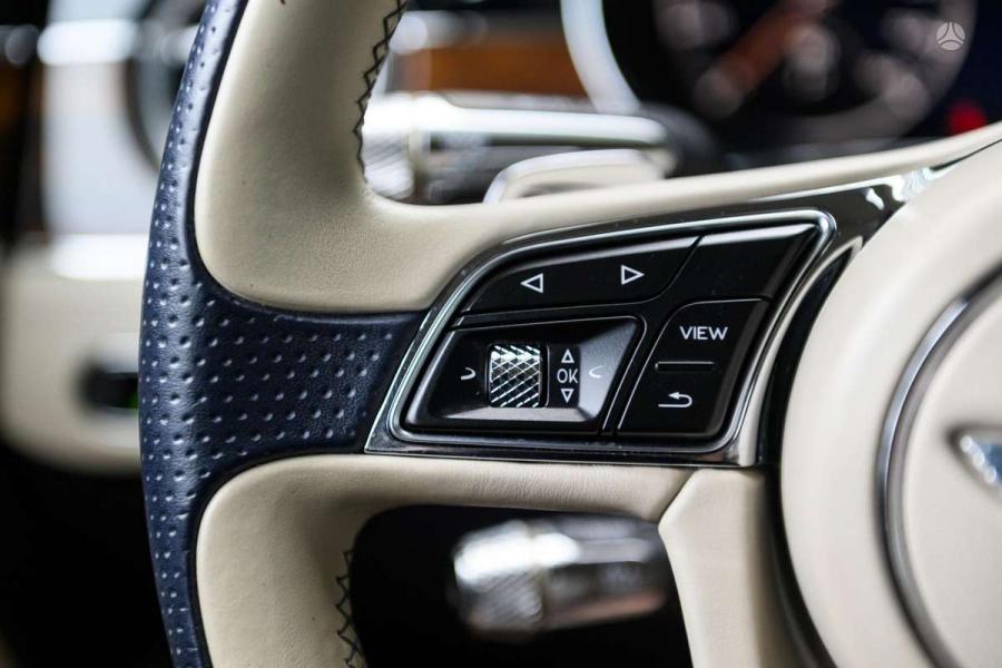 Blue Bentley continental-gt 2019 in Vilnius, with an engine capacity of 5.95 L and mileage of 78 thousand km for 132000 €, photo 20 on AUTOMOTO.COM.LV