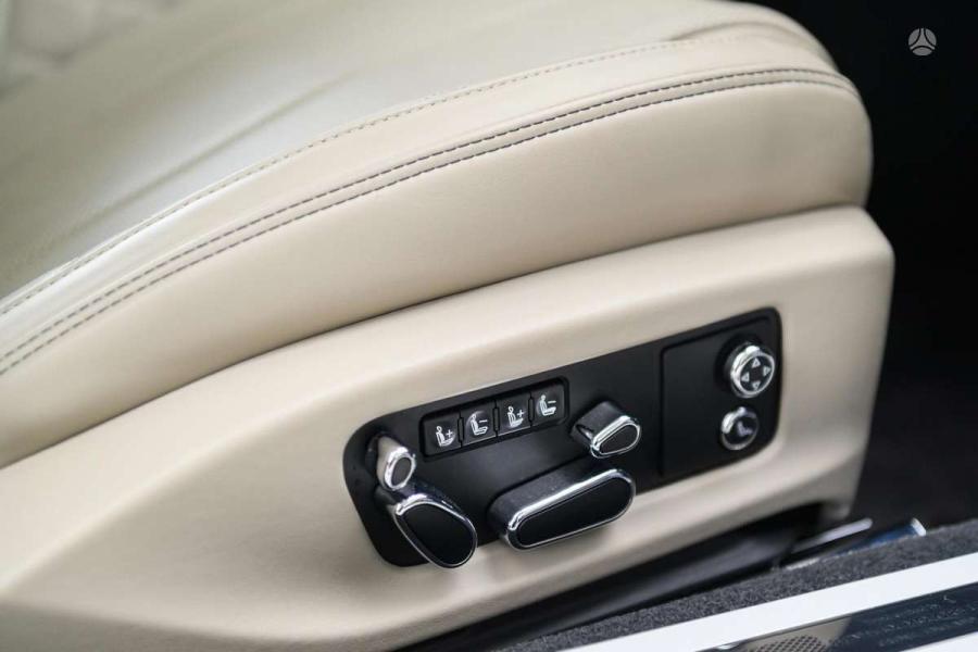 Blue Bentley continental-gt 2019 in Vilnius, with an engine capacity of 5.95 L and mileage of 78 thousand km for 132000 €, photo 28 on AUTOMOTO.COM.LV