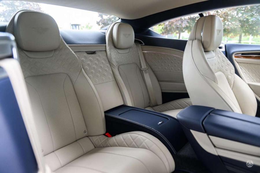 Blue Bentley continental-gt 2019 in Vilnius, with an engine capacity of 5.95 L and mileage of 78 thousand km for 132000 €, photo 29 on AUTOMOTO.COM.LV
