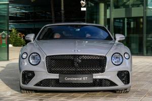 Pelēks Bentley continental-gt 2022 Viļņa, ar dzinēja tilpumu 4.00 L un nobraukumu 19 tūkst. km par 199000 €, foto 2 vietnē AUTOMOTO.COM.LV