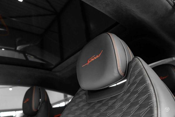 Pelēks Bentley continental-gt 2025 Rīga, ar dzinēja tilpumu 4.00 L un nobraukumu 1 tūkst. km par 309000 €, foto 9 vietnē AUTOMOTO.COM.LV