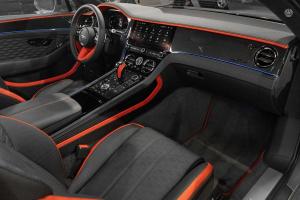 Pelēks Bentley continental-gt 2025 Rīga, ar dzinēja tilpumu 4.00 L un nobraukumu 1 tūkst. km par 309000 €, foto 12 vietnē AUTOMOTO.COM.LV