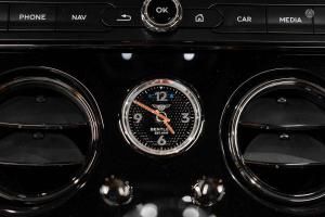 Pelēks Bentley continental-gt 2025 Rīga, ar dzinēja tilpumu 4.00 L un nobraukumu 1 tūkst. km par 309000 €, foto 30 vietnē AUTOMOTO.COM.LV