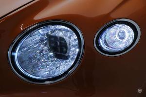 Orange Bentley continental-gt 2019 in Vilnius, with an engine capacity of 4.00 L and mileage of 61 thousand km for 129990 €, photo 7 on AUTOMOTO.COM.LV