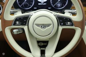 Orange Bentley continental-gt 2019 in Vilnius, with an engine capacity of 4.00 L and mileage of 61 thousand km for 129990 €, photo 21 on AUTOMOTO.COM.LV