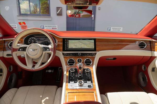 Sarkans Bentley continental-gt 2019 Viļņa, ar dzinēja tilpumu 5.95 L un nobraukumu 26 tūkst. km par 120000 €, foto 4 vietnē AUTOMOTO.COM.LV