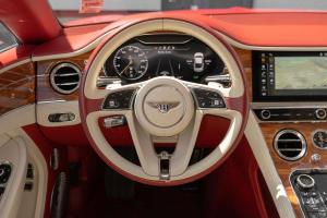 Sarkans Bentley continental-gt 2019 Viļņa, ar dzinēja tilpumu 5.95 L un nobraukumu 26 tūkst. km par 120000 €, foto 12 vietnē AUTOMOTO.COM.LV