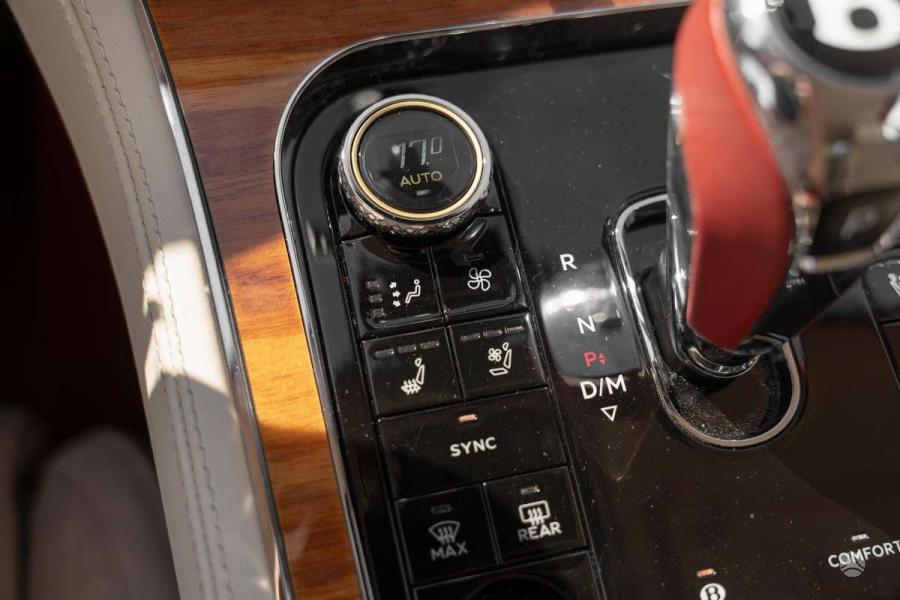 Sarkans Bentley continental-gt 2019 Viļņa, ar dzinēja tilpumu 5.95 L un nobraukumu 26 tūkst. km par 120000 €, foto 24 vietnē AUTOMOTO.COM.LV