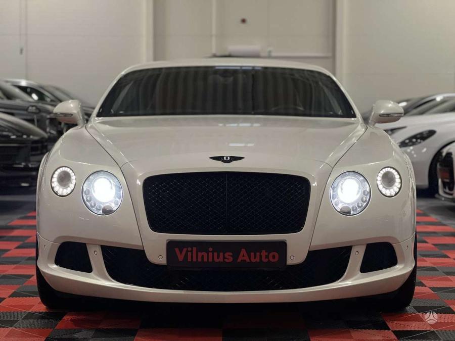 White Bentley continental-gt 2014 in Vilnius, with an engine capacity of 6.00 L and mileage of 53 thousand km for 58990 €, photo 3 on AUTOMOTO.COM.LV