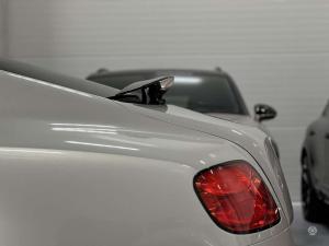 White Bentley continental-gt 2014 in Vilnius, with an engine capacity of 6.00 L and mileage of 53 thousand km for 58990 €, photo 16 on AUTOMOTO.COM.LV