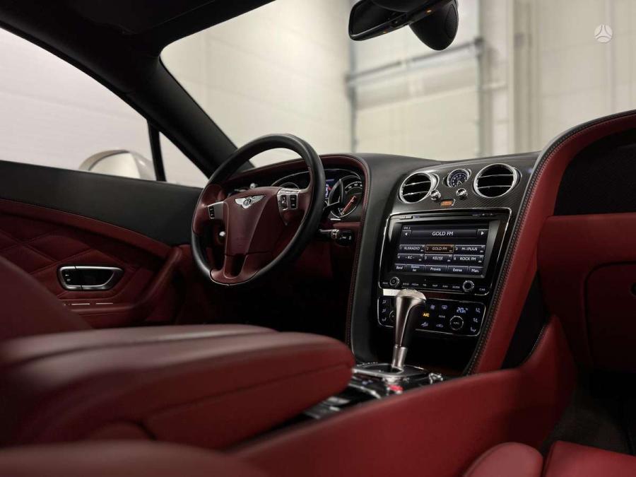 White Bentley continental-gt 2014 in Vilnius, with an engine capacity of 6.00 L and mileage of 53 thousand km for 58990 €, photo 24 on AUTOMOTO.COM.LV
