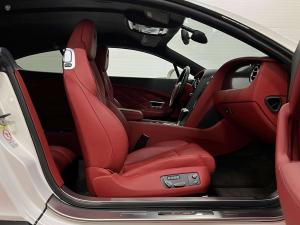 White Bentley continental-gt 2014 in Vilnius, with an engine capacity of 6.00 L and mileage of 53 thousand km for 52990 €, photo 23 on AUTOMOTO.COM.LV