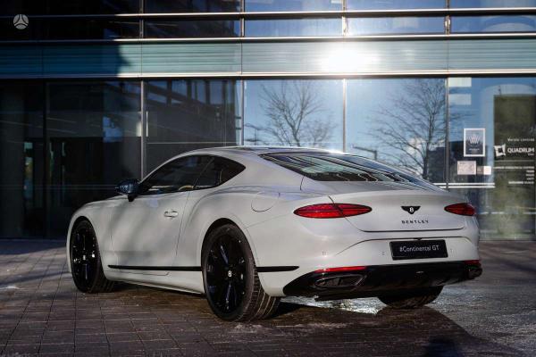 White Bentley continental-gt 2025 in Vilnius, with an engine capacity of 4.00 L and mileage of 20 thousand km for 333800 €, photo 4 on AUTOMOTO.COM.LV