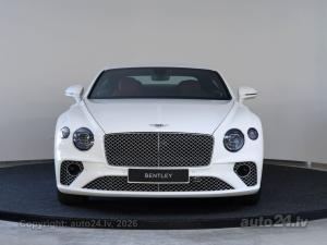 White Bentley Continental 2020 in Tallinn, with an engine capacity of 4.00 L and mileage of 56 thousand km for 155000 €, photo 3 on AUTOMOTO.COM.LV