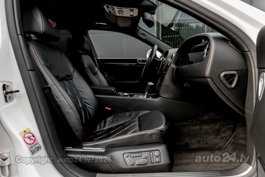 White Bentley Continental 2011 in Tallinn, with an engine capacity of 0.00 L and mileage of 29 thousand km for 34900 €, photo 10 on AUTOMOTO.COM.LV