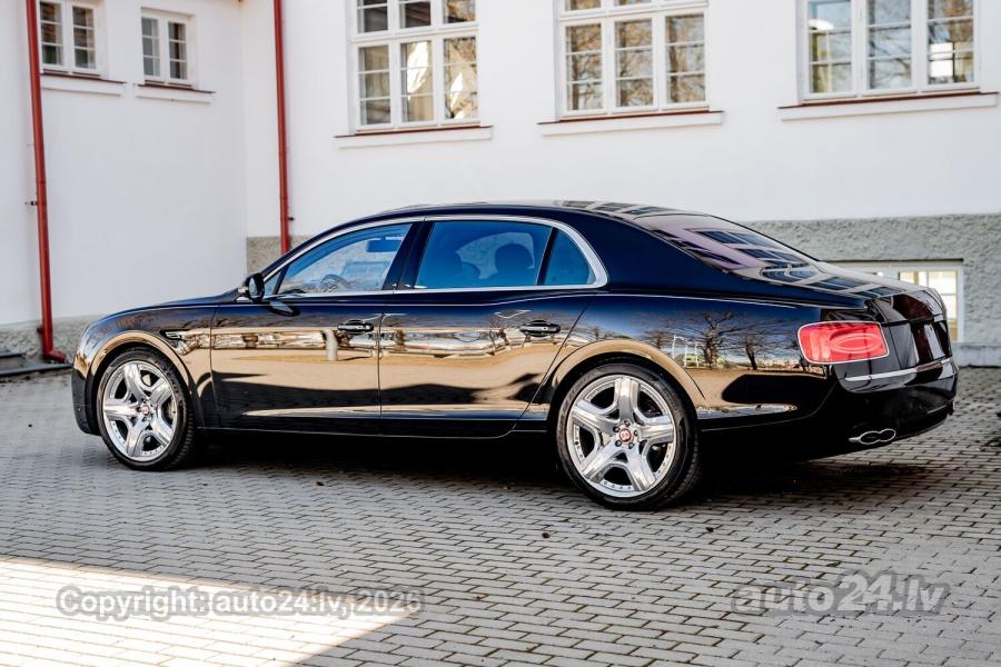 Melns Bentley flying-spur 2014 Tallina, ar dzinēja tilpumu 4.00 L un nobraukumu 6 tūkst. km par 84350 €, foto 4 vietnē AUTOMOTO.COM.LV