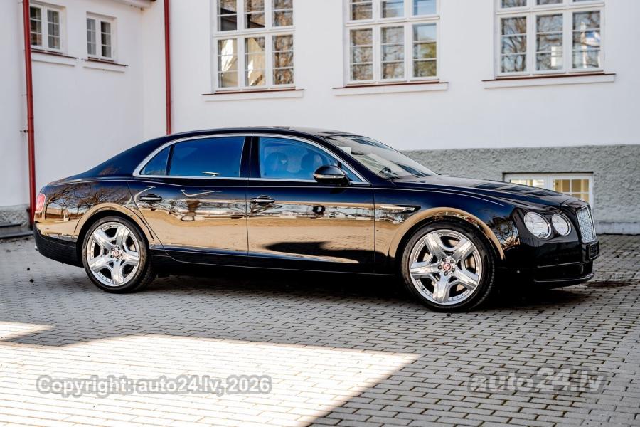 Melns Bentley flying-spur 2014 Tallina, ar dzinēja tilpumu 4.00 L un nobraukumu 6 tūkst. km par 84350 €, foto 8 vietnē AUTOMOTO.COM.LV
