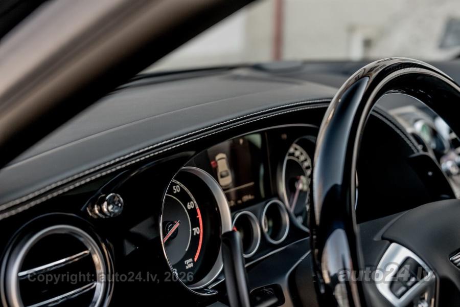 Melns Bentley flying-spur 2014 Tallina, ar dzinēja tilpumu 4.00 L un nobraukumu 6 tūkst. km par 84350 €, foto 25 vietnē AUTOMOTO.COM.LV
