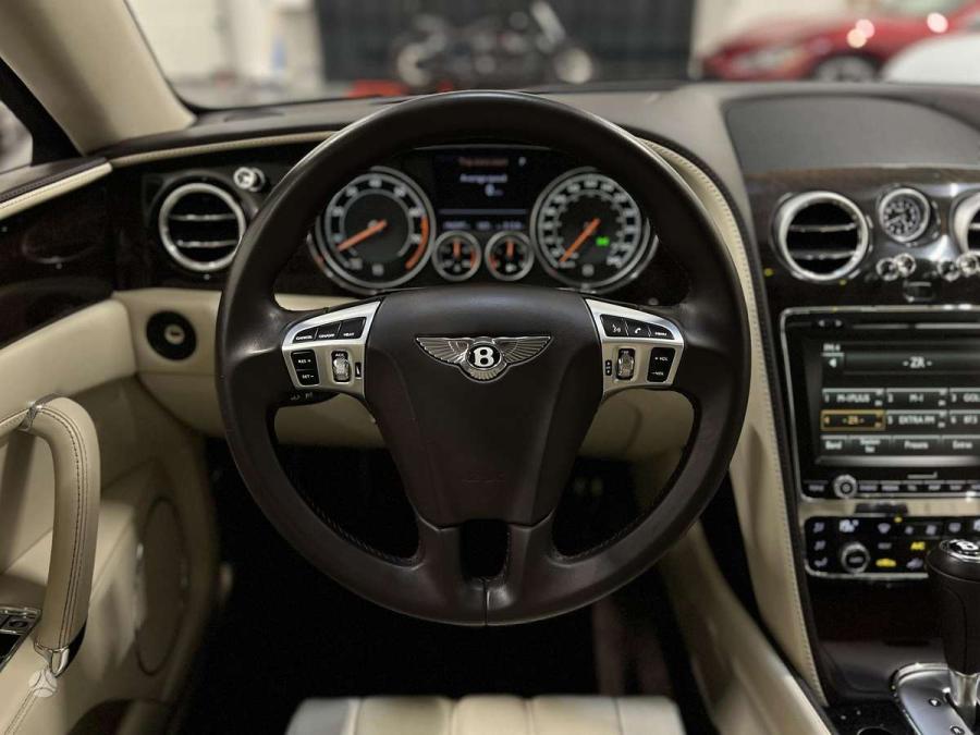 Melns Bentley flying-spur 2014 Viļņa, ar dzinēja tilpumu 6.00 L un nobraukumu 196 tūkst. km par 44999 €, foto 21 vietnē AUTOMOTO.COM.LV