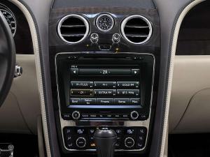 Melns Bentley flying-spur 2014 Viļņa, ar dzinēja tilpumu 6.00 L un nobraukumu 196 tūkst. km par 44999 €, foto 24 vietnē AUTOMOTO.COM.LV
