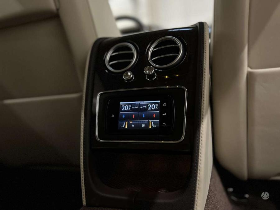 Melns Bentley flying-spur 2014 Viļņa, ar dzinēja tilpumu 6.00 L un nobraukumu 196 tūkst. km par 44999 €, foto 27 vietnē AUTOMOTO.COM.LV