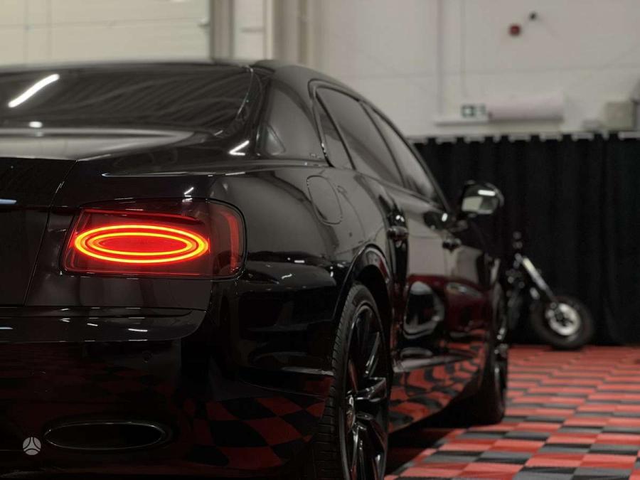 Melns Bentley flying-spur 2014 Viļņa, ar dzinēja tilpumu 6.00 L un nobraukumu 196 tūkst. km par 43000 €, foto 11 vietnē AUTOMOTO.COM.LV