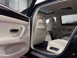 Melns Bentley flying-spur 2014 Viļņa, ar dzinēja tilpumu 6.00 L un nobraukumu 196 tūkst. km par 43000 €, foto 26 vietnē AUTOMOTO.COM.LV
