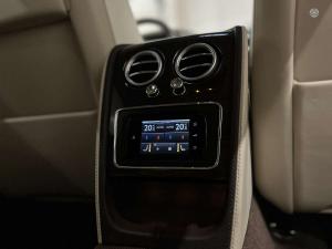 Melns Bentley flying-spur 2014 Viļņa, ar dzinēja tilpumu 6.00 L un nobraukumu 196 tūkst. km par 43000 €, foto 27 vietnē AUTOMOTO.COM.LV