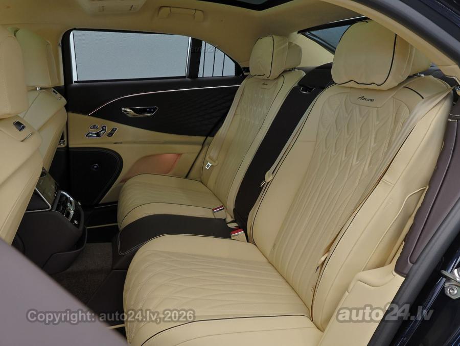 Blue Bentley flying-spur 2026 in Tallinn, with an engine capacity of 4.00 L and mileage of 0 thousand km for 352888 €, photo 9 on AUTOMOTO.COM.LV