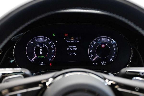 Синий Бентли Флаинг Спур 2026 в Таллин, объемом двигателя 4.00 л и пробегом 7 тыс. км за 319000 €, фото 7 на AUTOMOTO.COM.LV
