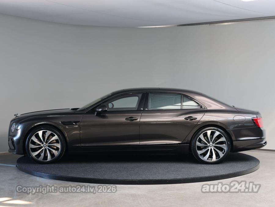 Brūns Bentley flying-spur 2026 Tallina, ar dzinēja tilpumu 4.00 L un nobraukumu 91 tūkst. km par 323025 €, foto 12 vietnē AUTOMOTO.COM.LV
