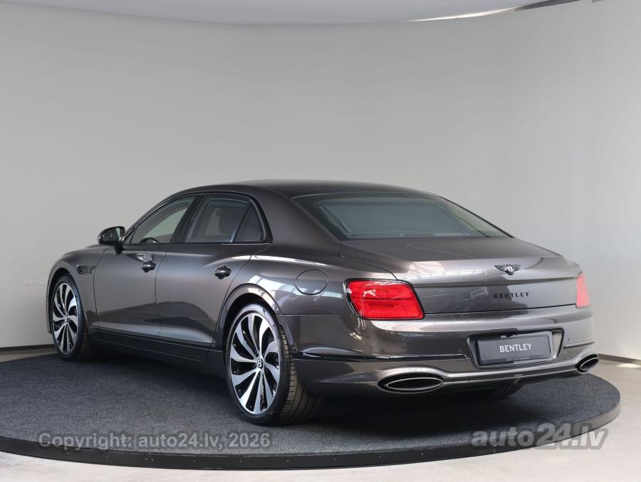 Brūns Bentley flying-spur 2026 Tallina, ar dzinēja tilpumu 4.00 L un nobraukumu 91 tūkst. km par 323025 €, foto 21 vietnē AUTOMOTO.COM.LV