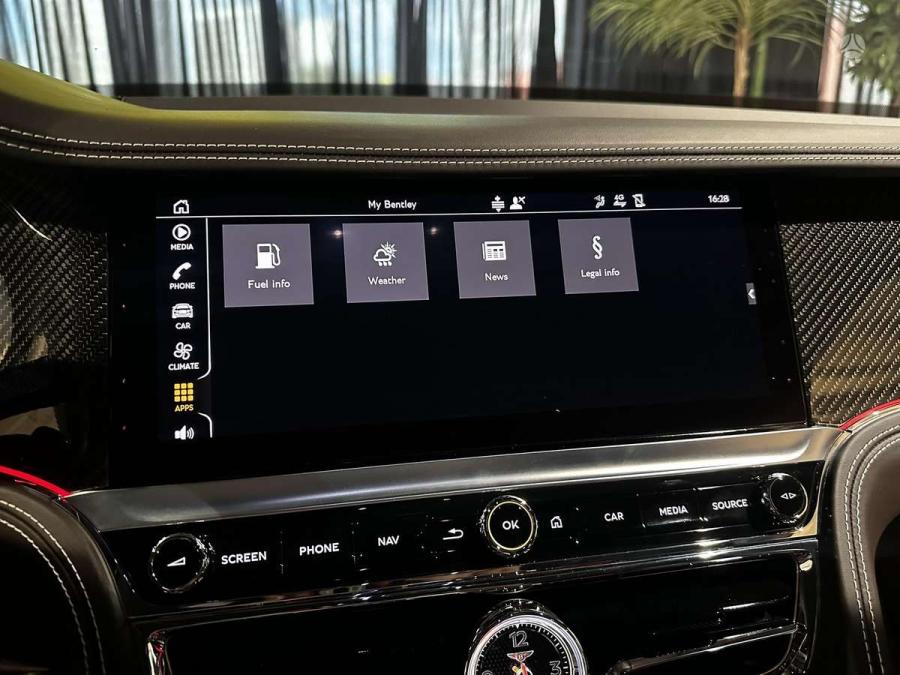 Zaļš Bentley flying-spur 2023 Viļņa, ar dzinēja tilpumu 4.00 L un nobraukumu 22 tūkst. km par 245000 €, foto 41 vietnē AUTOMOTO.COM.LV