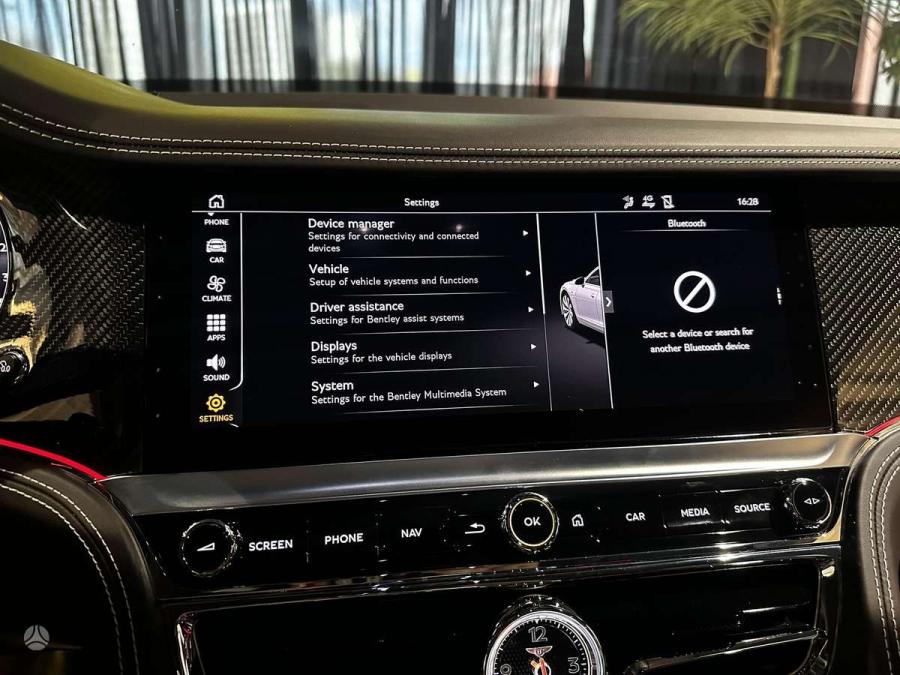Zaļš Bentley flying-spur 2023 Viļņa, ar dzinēja tilpumu 4.00 L un nobraukumu 22 tūkst. km par 245000 €, foto 42 vietnē AUTOMOTO.COM.LV