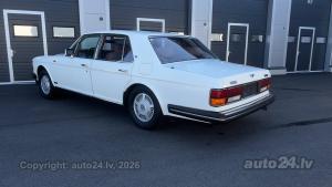 Balts Bentley Mulsanne 1987 Tallina, ar dzinēja tilpumu 6.80 L un nobraukumu 42 tūkst. km par 10900 €, foto 5 vietnē AUTOMOTO.COM.LV