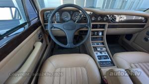 Balts Bentley Mulsanne 1987 Tallina, ar dzinēja tilpumu 6.80 L un nobraukumu 42 tūkst. km par 10900 €, foto 8 vietnē AUTOMOTO.COM.LV