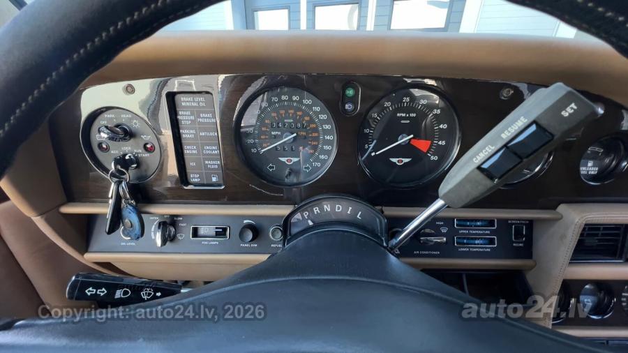 Balts Bentley Mulsanne 1987 Tallina, ar dzinēja tilpumu 6.80 L un nobraukumu 42 tūkst. km par 10900 €, foto 11 vietnē AUTOMOTO.COM.LV