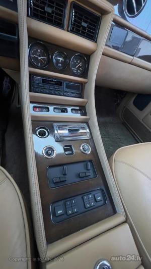 Balts Bentley Mulsanne 1987 Tallina, ar dzinēja tilpumu 6.80 L un nobraukumu 42 tūkst. km par 10900 €, foto 13 vietnē AUTOMOTO.COM.LV