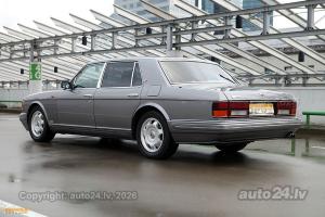 Pelēks Bentley turbo-r 1996 Tallina, ar dzinēja tilpumu 6.70 L un nobraukumu 134 tūkst. km par 45900 €, foto 4 vietnē AUTOMOTO.COM.LV