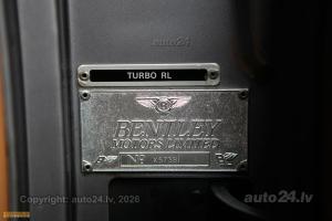 Pelēks Bentley turbo-r 1996 Tallina, ar dzinēja tilpumu 6.70 L un nobraukumu 134 tūkst. km par 45900 €, foto 16 vietnē AUTOMOTO.COM.LV